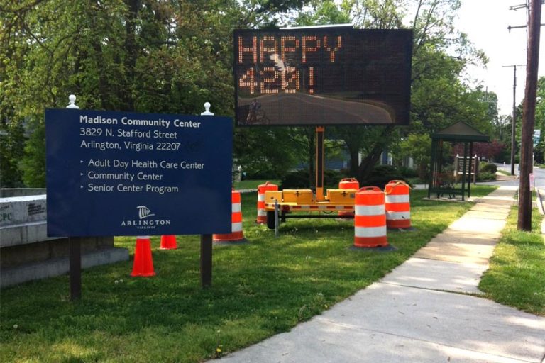 Road Sign Wishes Passersby a ‘Happy 420’ | ARLnow.com