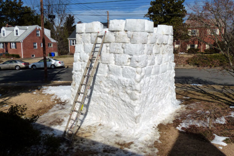 Arlington Resident Builds Massive Snow Fort | ARLnow.com