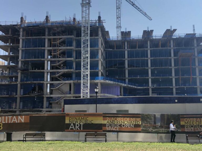 HQ2 Reaches 3,000 Employees As Construction Progresses | ARLnow.com