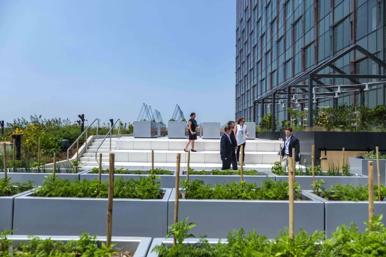 Amazon unveils first buildings in HQ2 with pomp and circumstance ...
