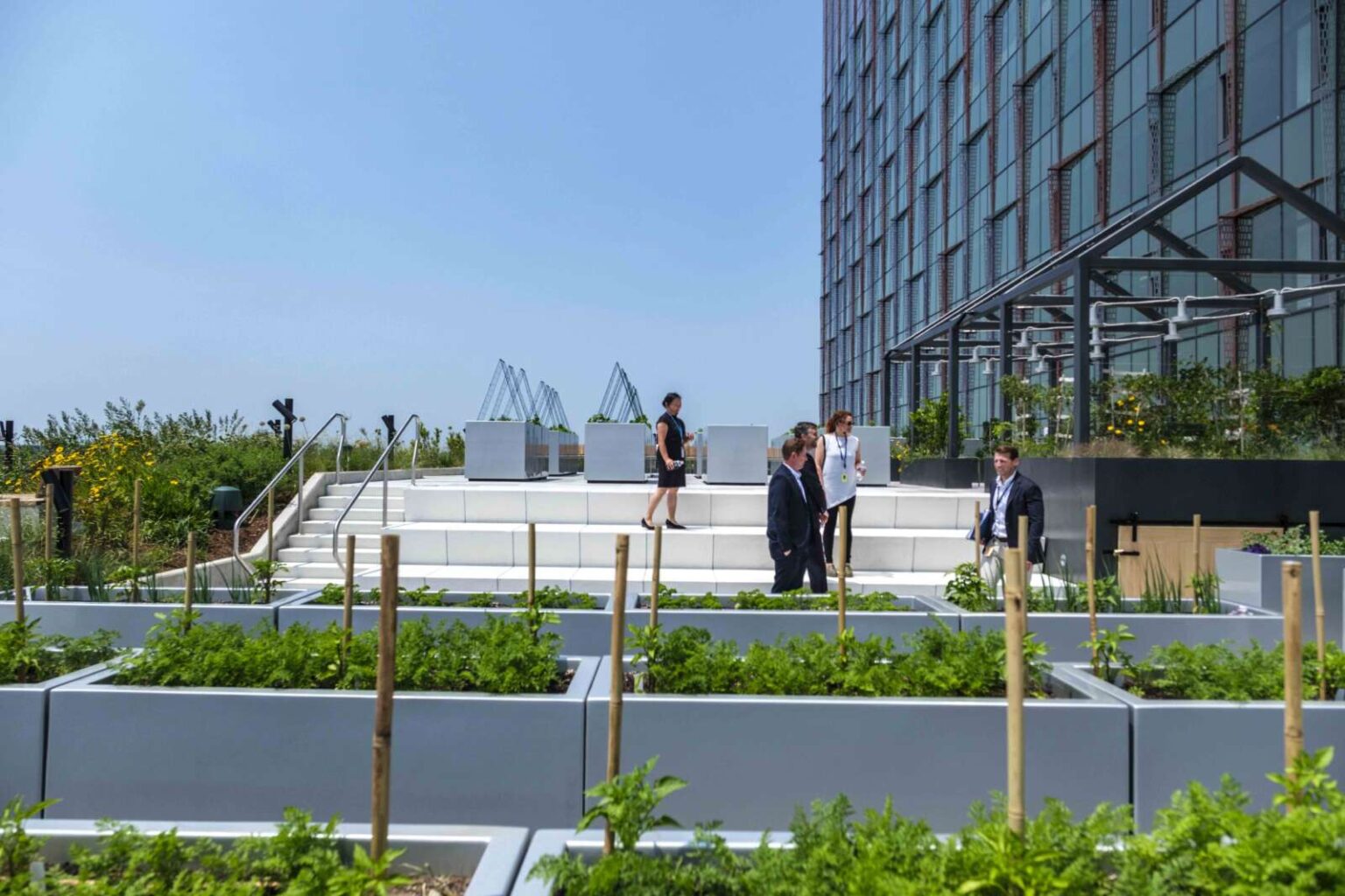 Amazon unveils first buildings in HQ2 with pomp and circumstance ...