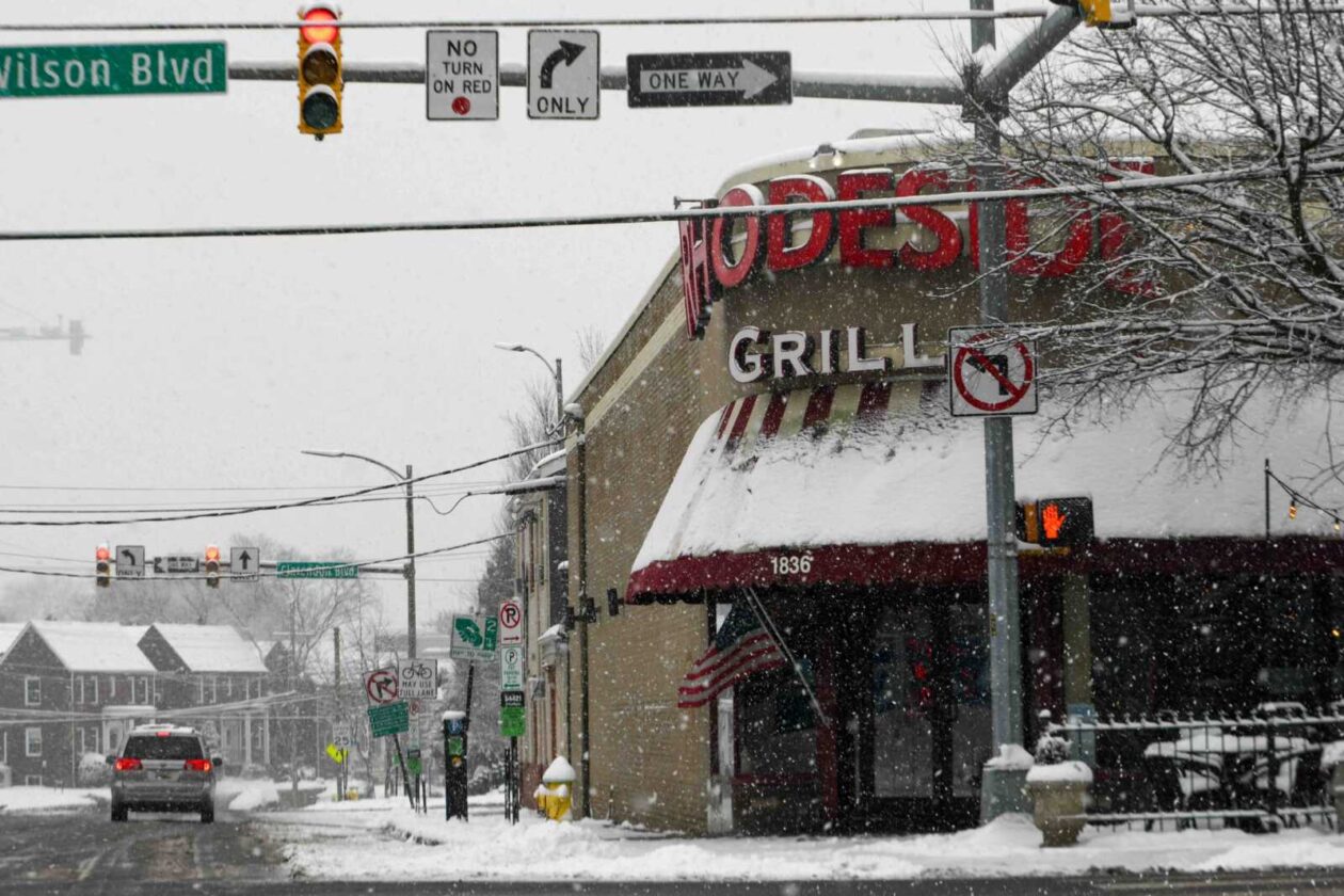 JUST IN: Rhodeside Grill to close after three decades in business ...