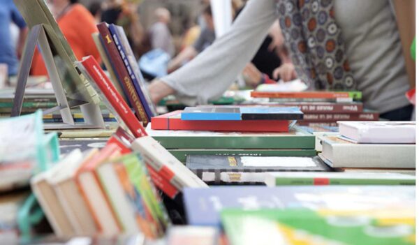 Arlington Public Library’s spring book sale returns next week | ARLnow.com