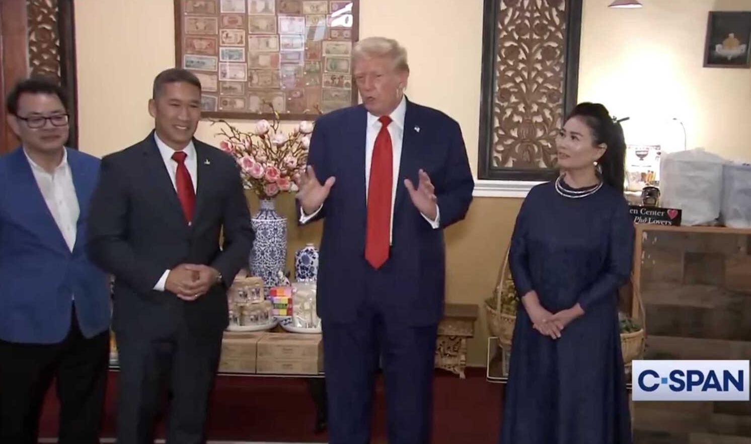 NEW: Donald Trump makes stops at Arlington National Cemetery and Eden ...