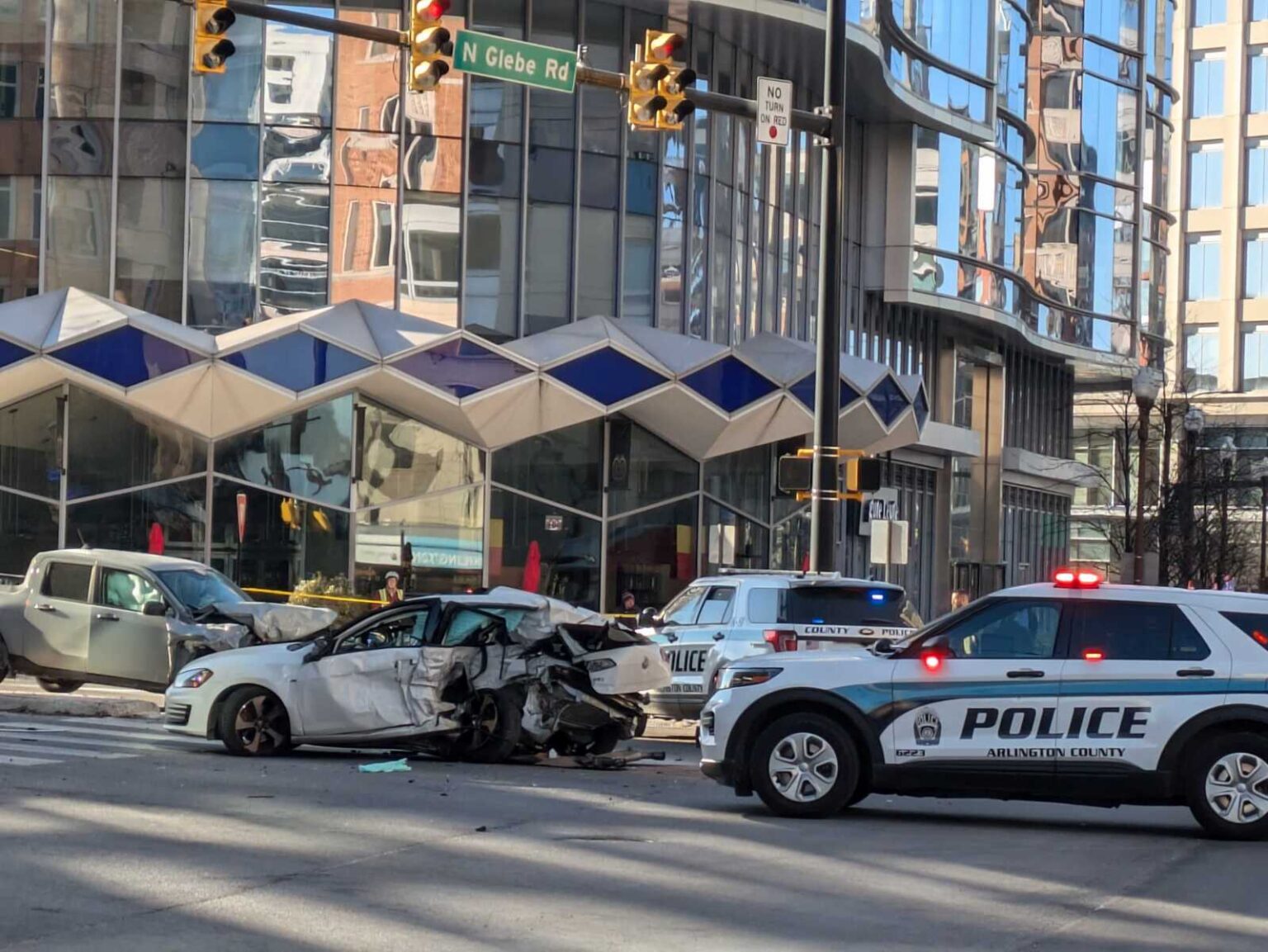 UPDATED: Fatal crash shuts down intersection of Wilson Blvd and N ...