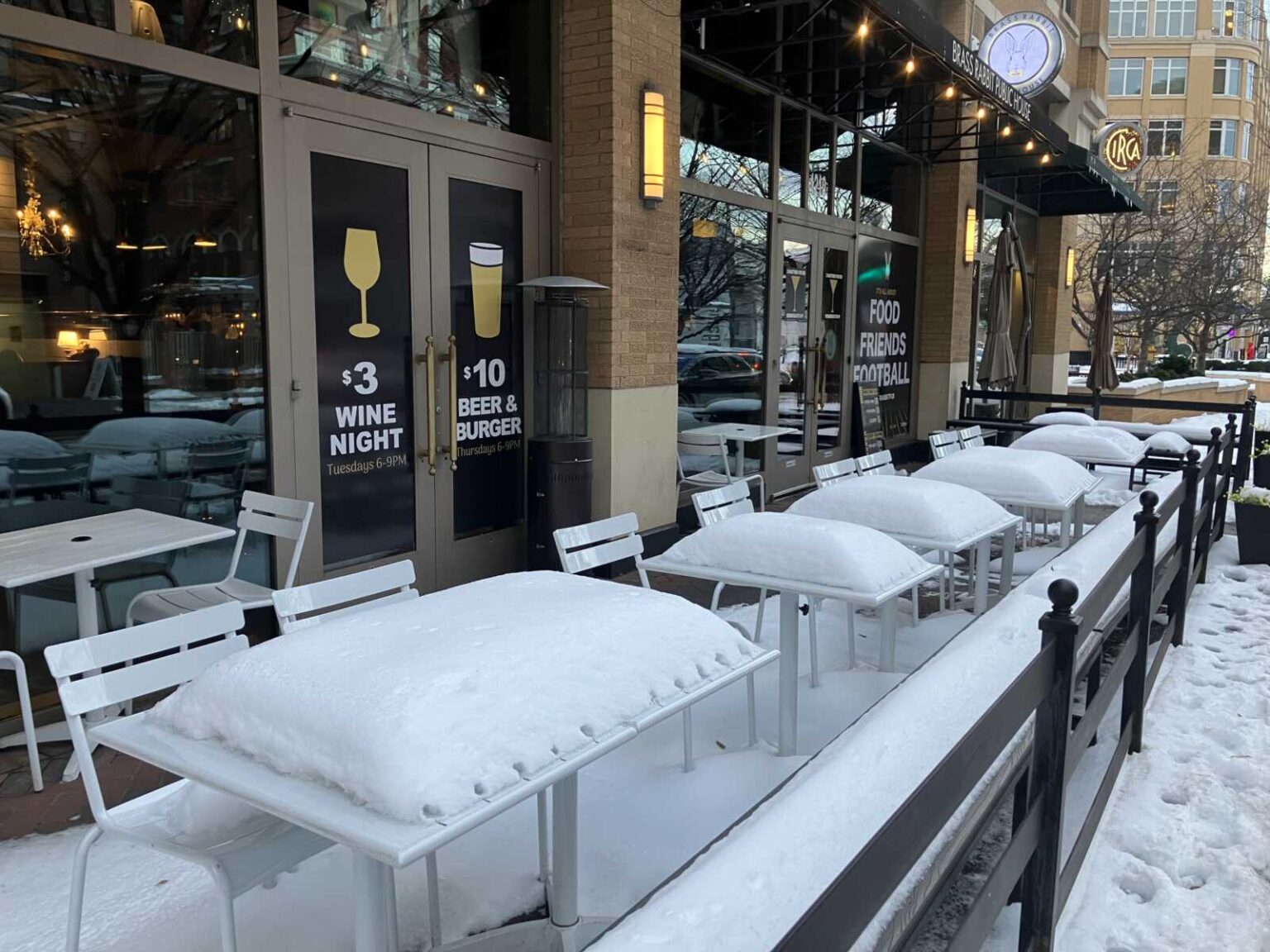 Arlington restaurants offer snow day specials during winter storm ...