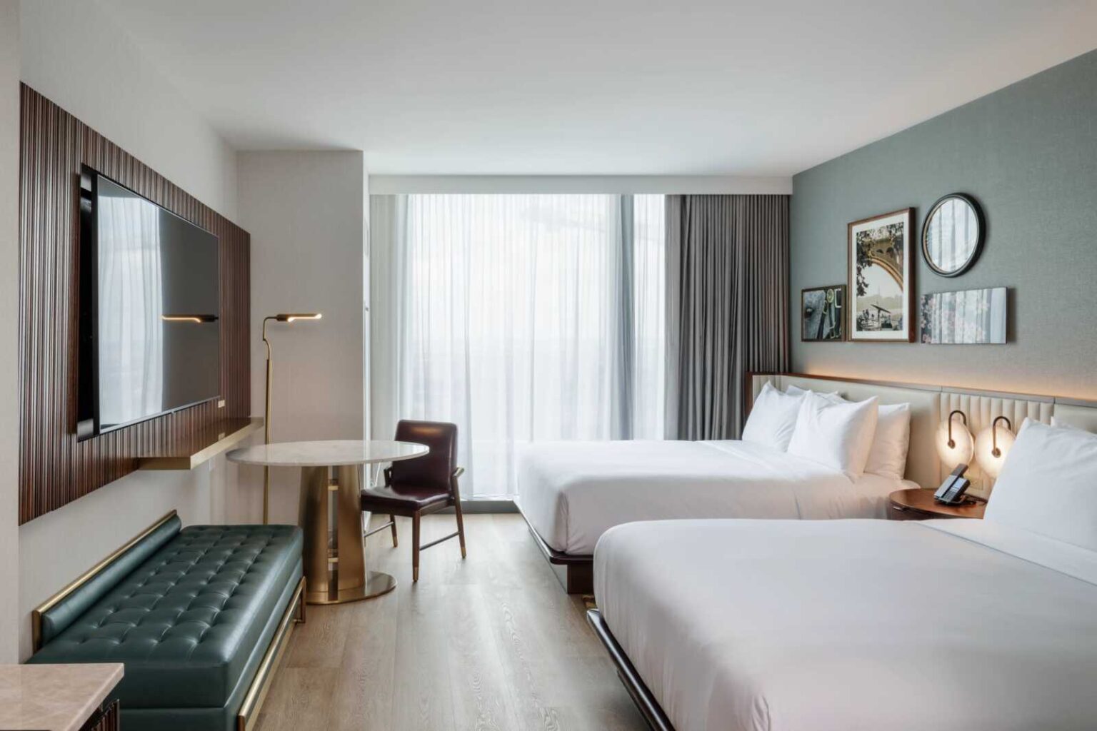 New 36-story hotel opens in Rosslyn with an American restaurant ...