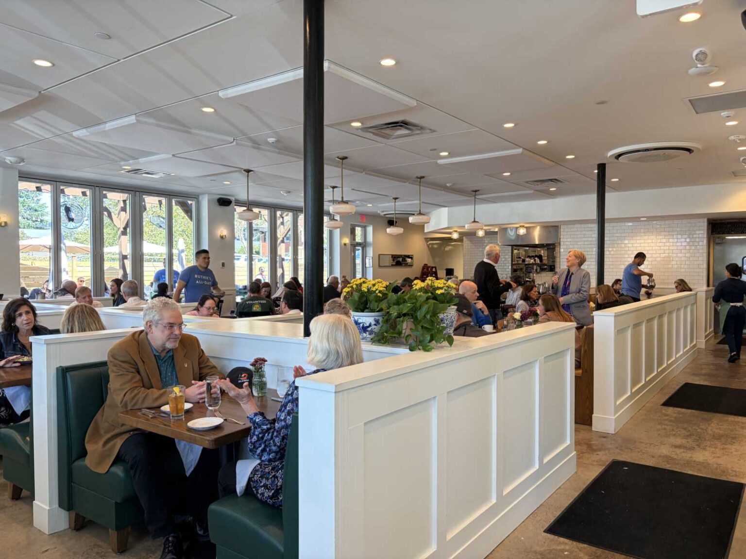 Two Arlington restaurants featured in Washington Post’s ’40 Best ...