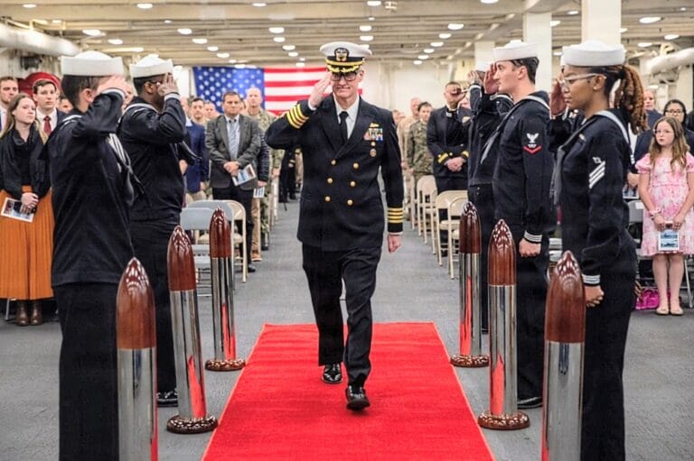 New commanding officer takes helm of Navy’s USS Arlington | ARLnow.com